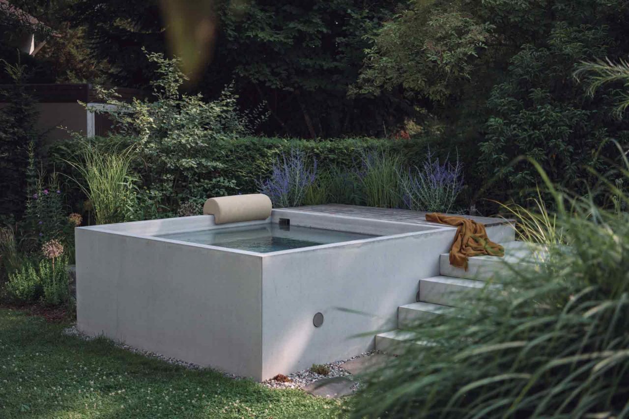 Wenn jeder Tag zu Urlaub und Inspiration wird: Betonpool SALAM